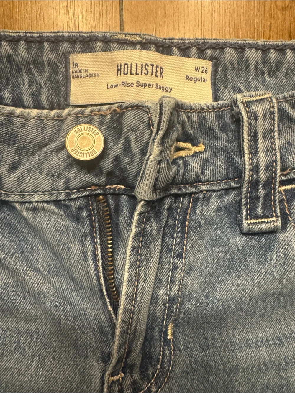 Hollister | Jeans | Hollister Lowrise Super Baggy Jeans 26 2r With ...